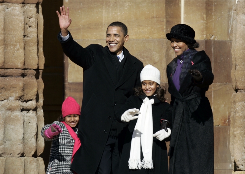 Flashback: Obama announces presidential campaign bid in Springfield